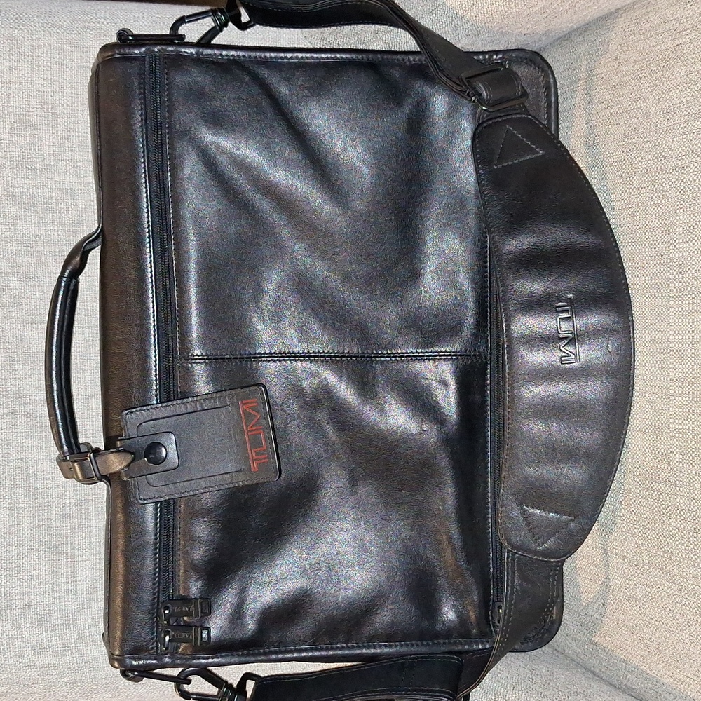 Tumi Leather Laptop Messenger Bag - Gem